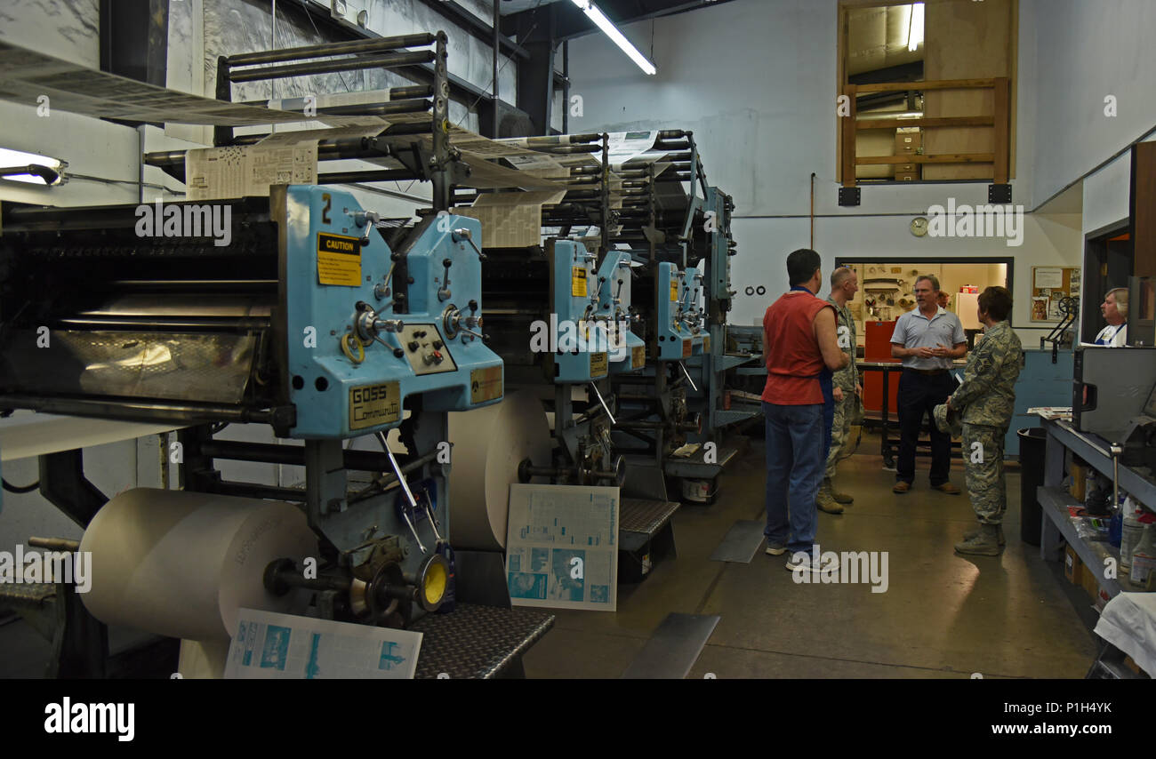 Layout Newspaper High Resolution Stock Photography and Images - Alamy