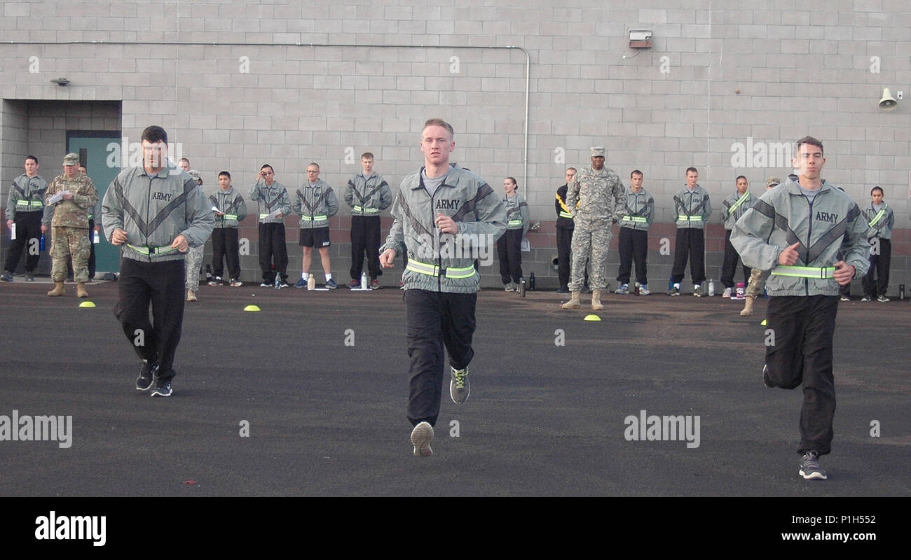 Soldiers in the Nevada Army Guard's Recruit Sustainment Company take ...