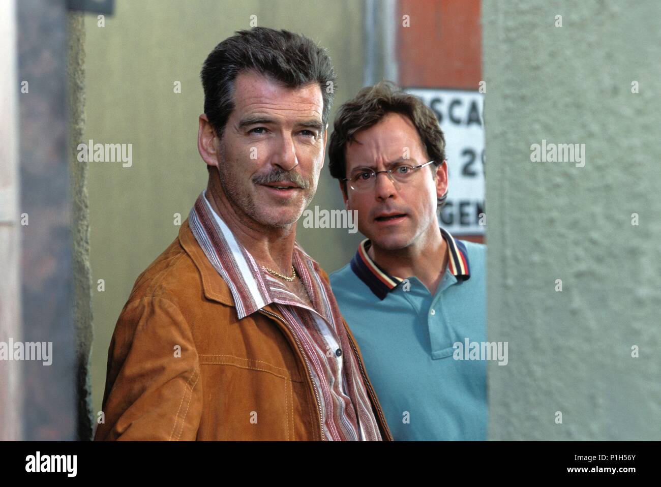 Greg kinnear pierce brosnan matador hi-res stock photography and images ...