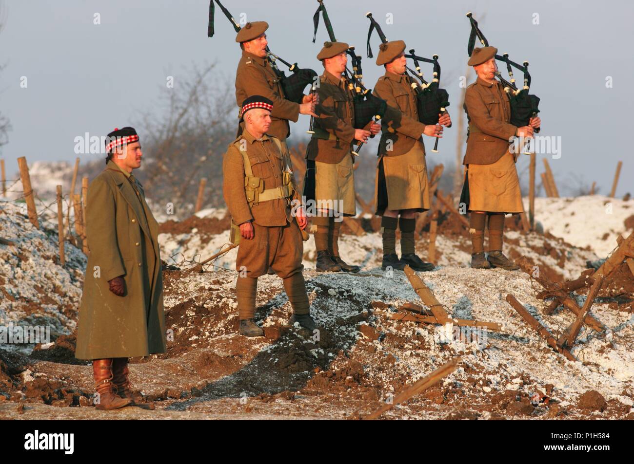 Gary lewis hi-res stock photography and images - Alamy