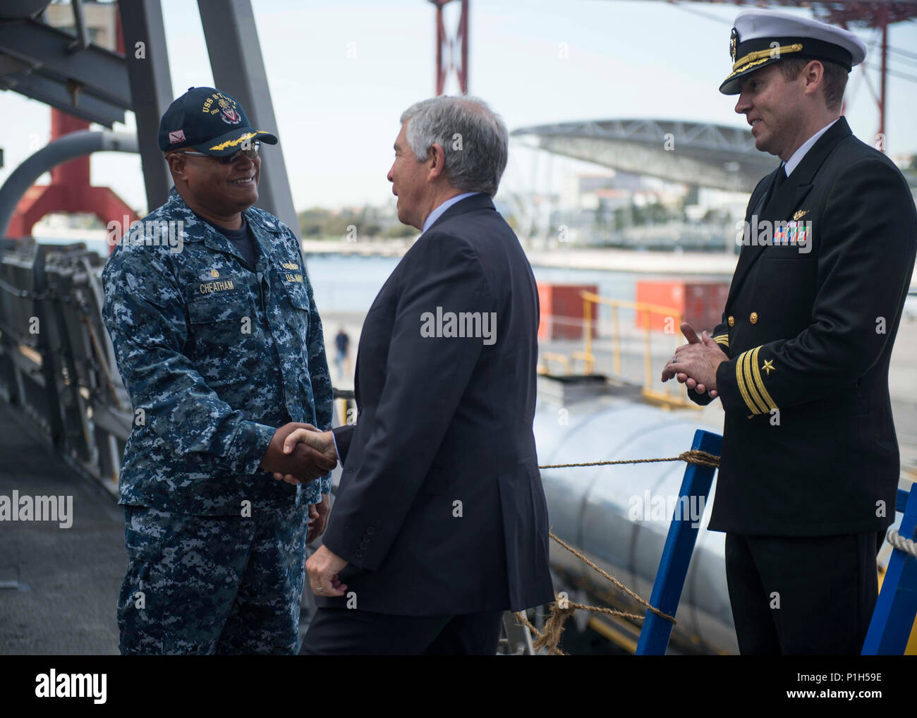 Commanding officer of the guided missile destroyer uss stout ddg 55 hi ...