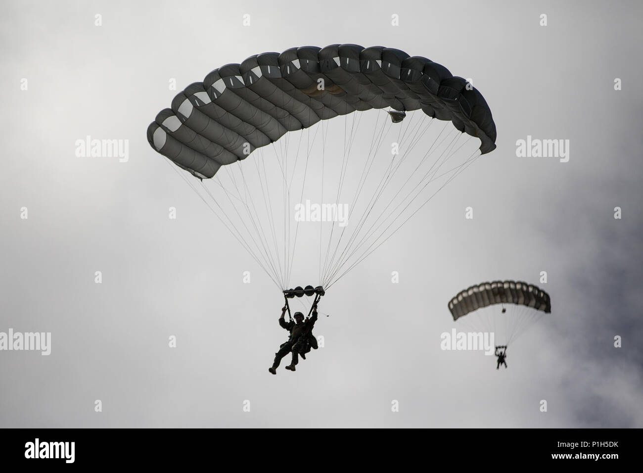 MARINE CORPS TRAINING AREA BELLOWS, Hawaii (October 18, 2016 ...