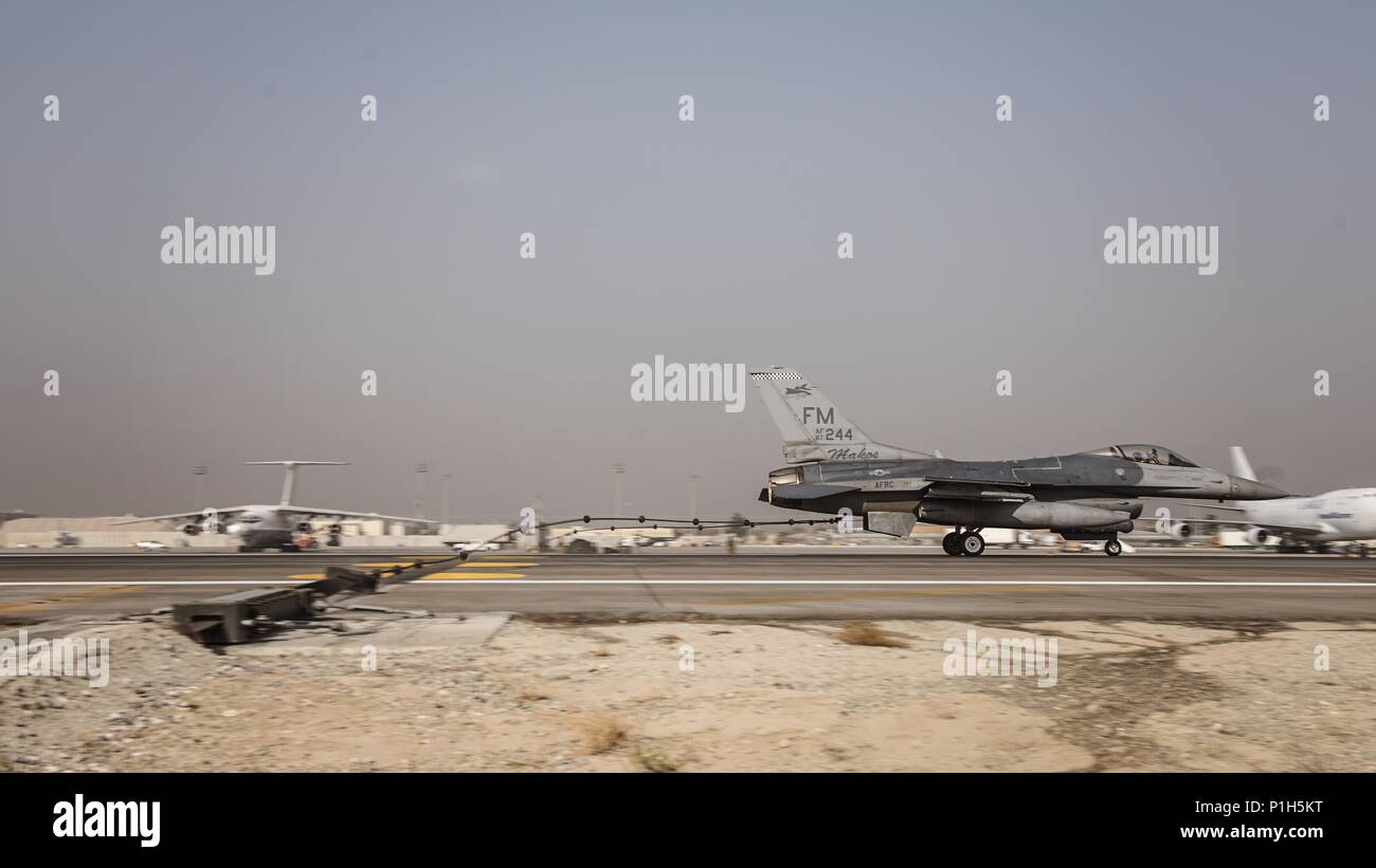 Mobile aircraft arresting system certification hi-res stock photography ...