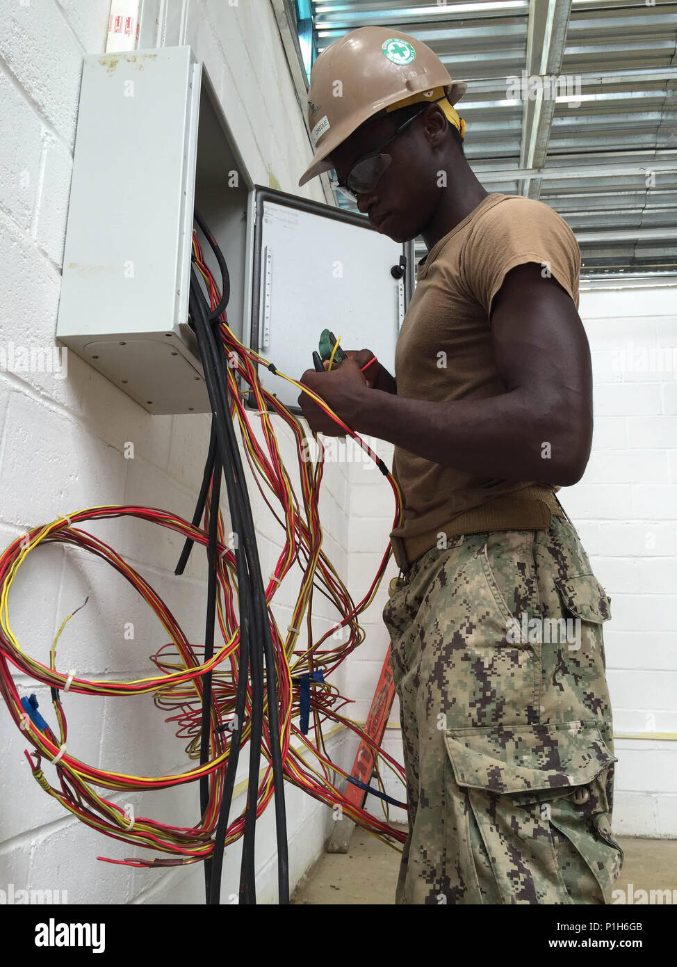 Douala construction building hi-res stock photography and images - Alamy