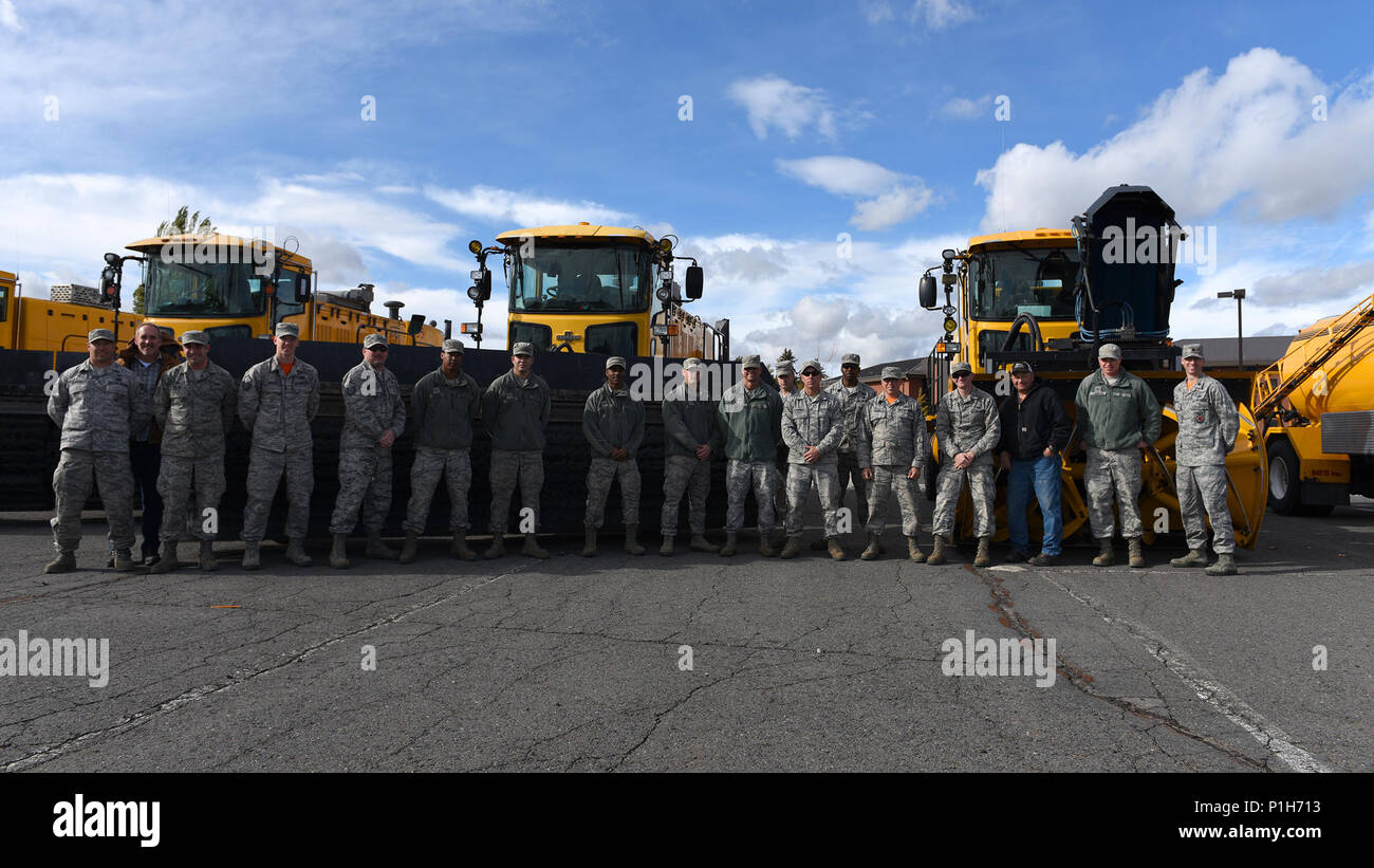 Airmen from 92nd civil engineer hi-res stock photography and images - Alamy
