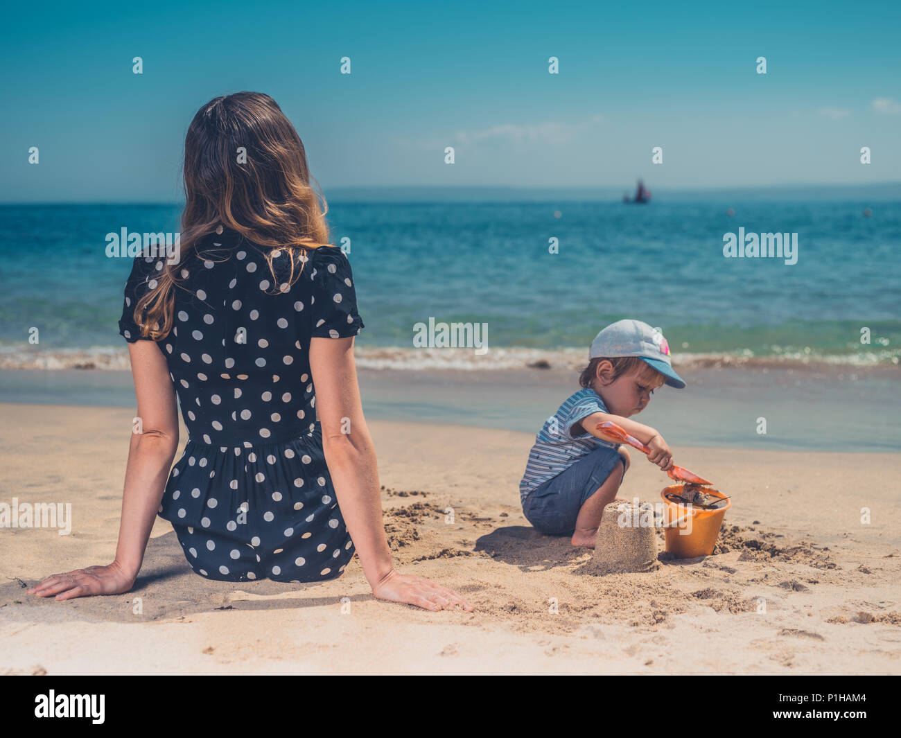 Building Sand Castles High Resolution Stock Photography and Images - Alamy