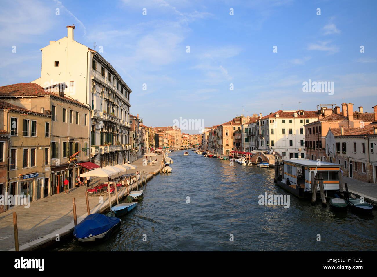 Ponte dei tre archi venice hi-res stock photography and images - Alamy