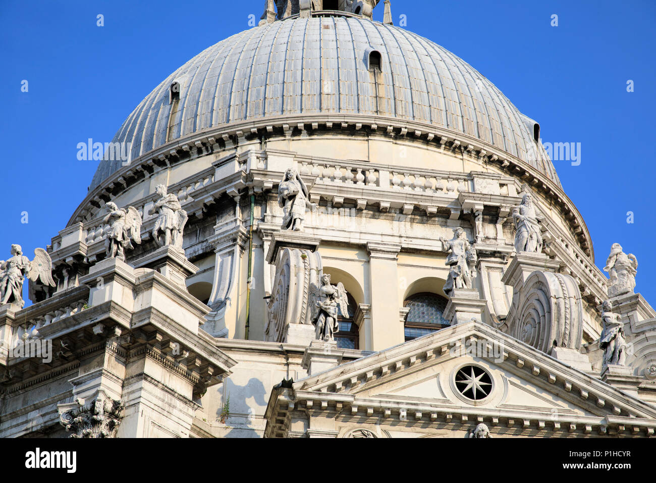Basilica di santa maria della salute venice italy exterior dome hi-res ...
