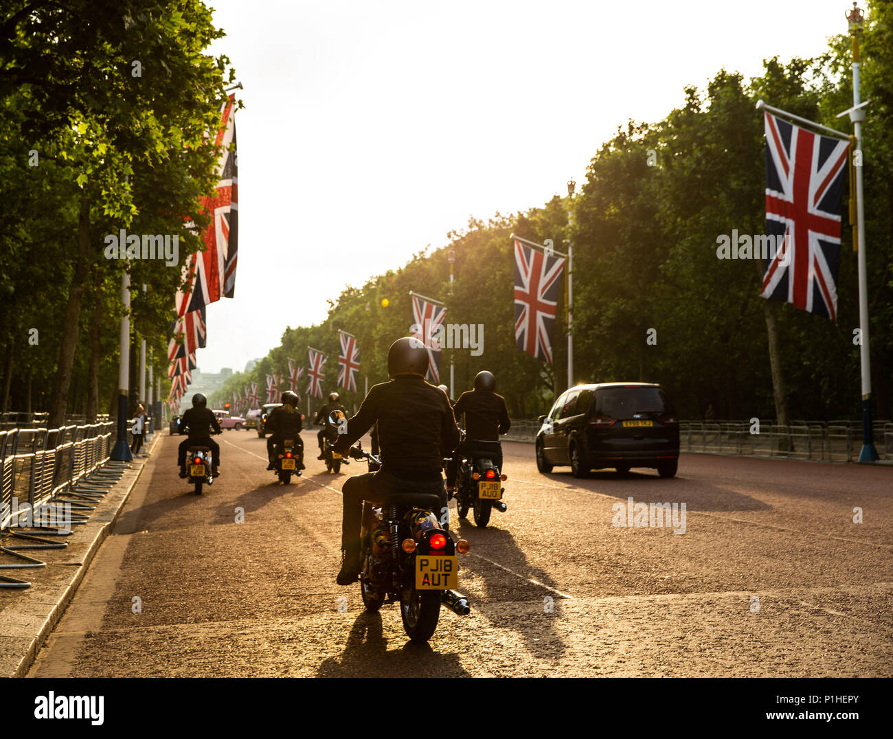 Customised fleet royal enfield bikes hi-res stock photography and ...
