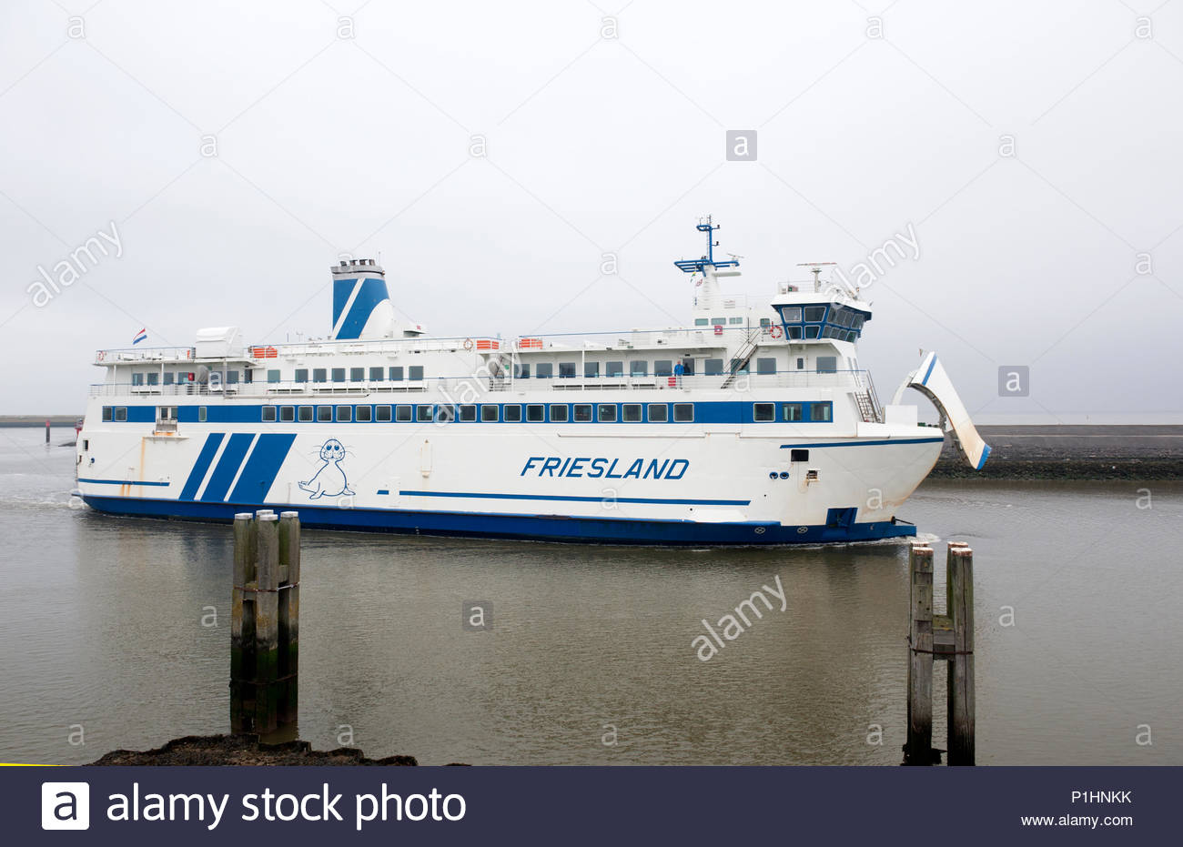 Bow Doors Open Stock Photos & Bow Doors Open Stock Images - Alamy