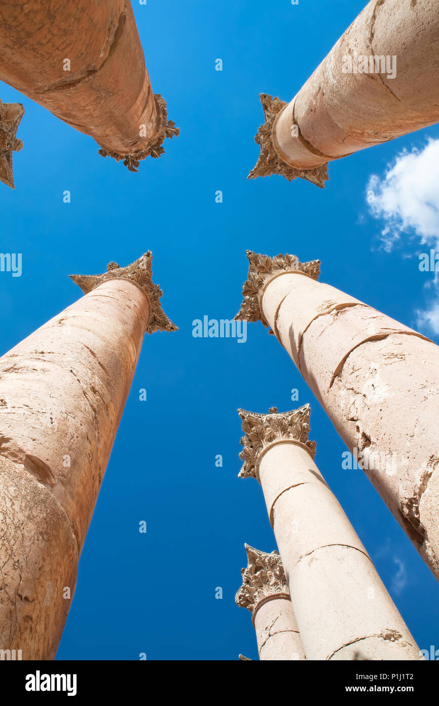 Pillars Temple of Artemis in Jerash, Jordan Stock Photo - Alamy