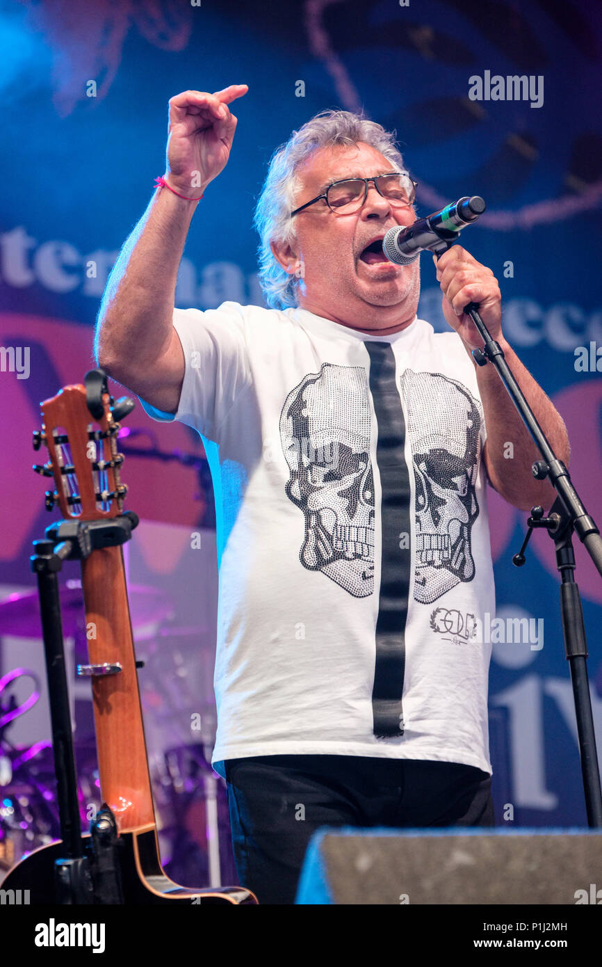Nicolas Reyes, lead vocals of The Gypsy Kings performing at The ...