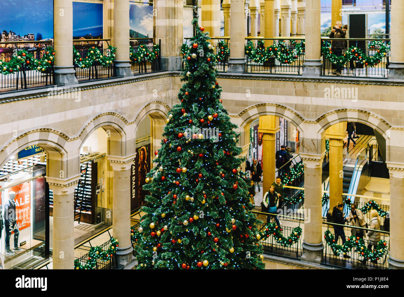 Amsterdam christmas tree hi-res stock photography and images - Alamy