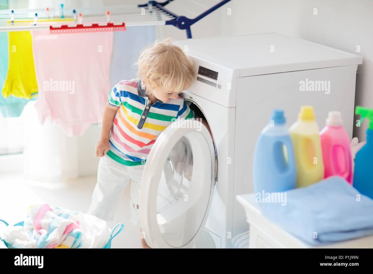 Baby wash machine hi-res stock photography and images - Alamy