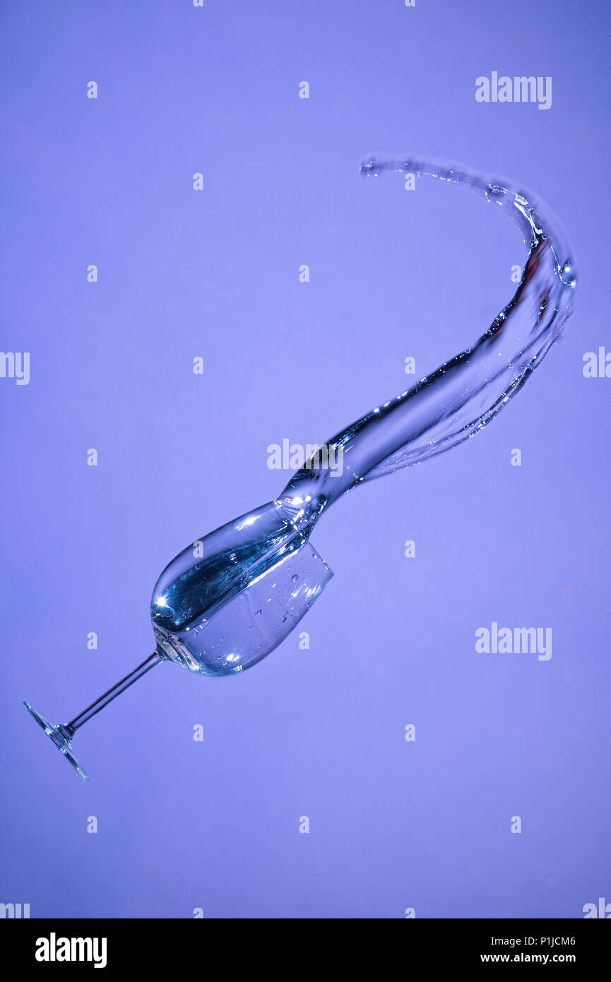 Glass water splash Stock Photo - Alamy