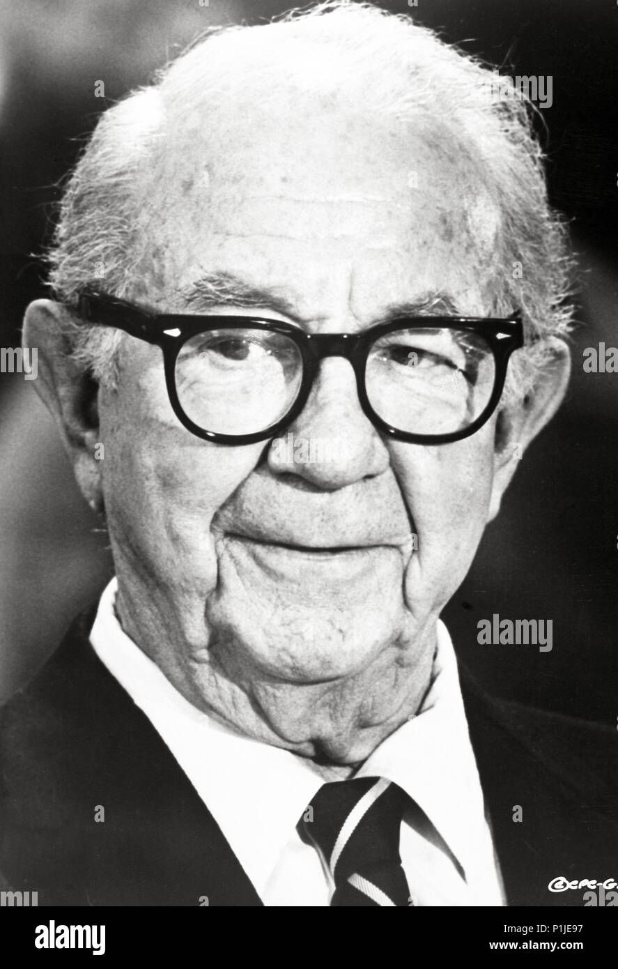 Original Film Title: GETTING STRAIGHT. English Title: GETTING STRAIGHT ...