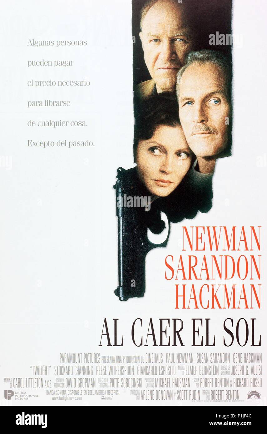 Twilight director hi-res stock photography and images - Alamy