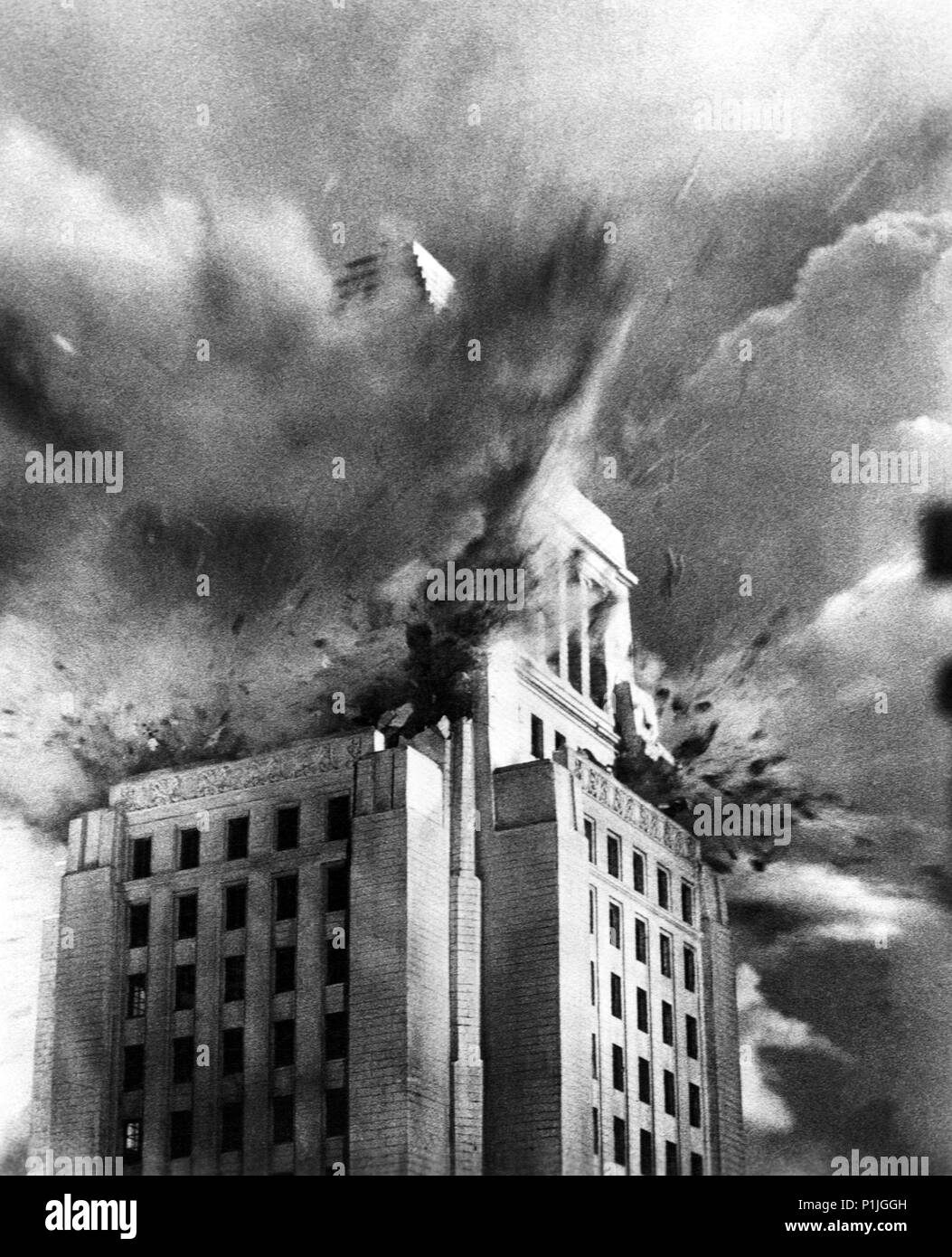 Original Film Title: THE WAR OF THE WORLDS. English Title: THE WAR OF ...