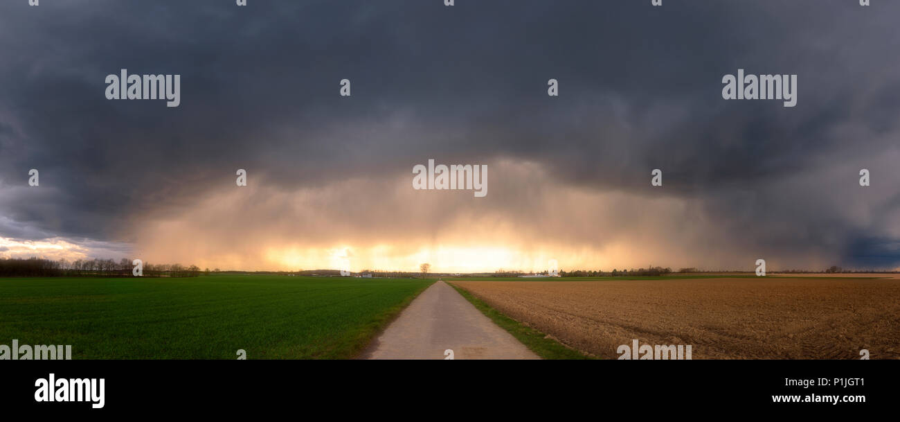 Cold air shower hi-res stock photography and images - Alamy