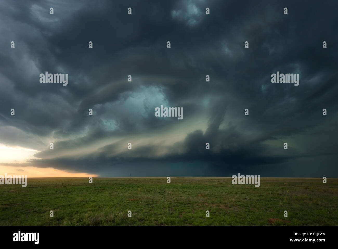 Supercell usa hi-res stock photography and images - Alamy