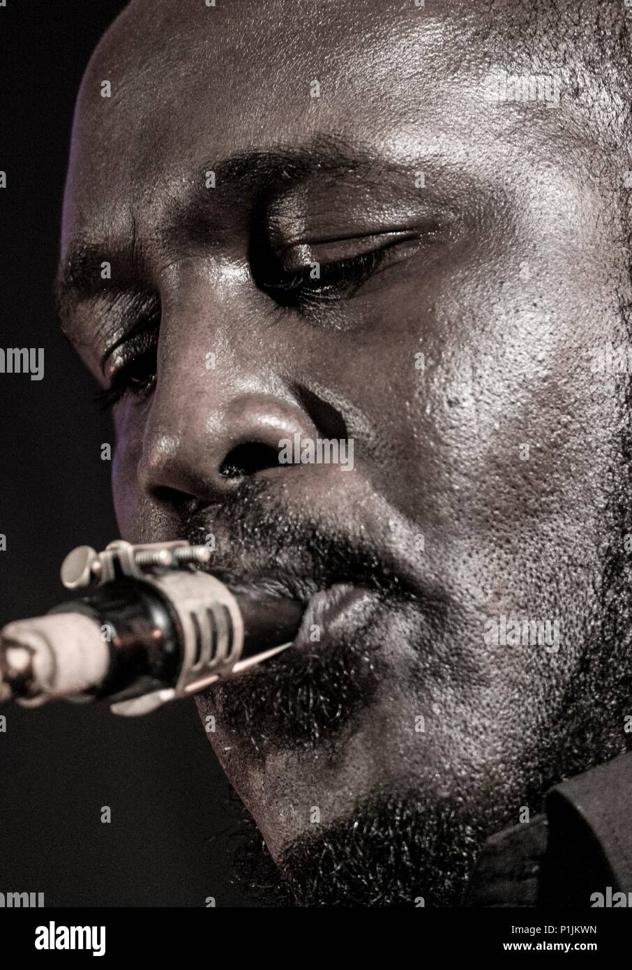 Kofi tony hi-res stock photography and images - Alamy