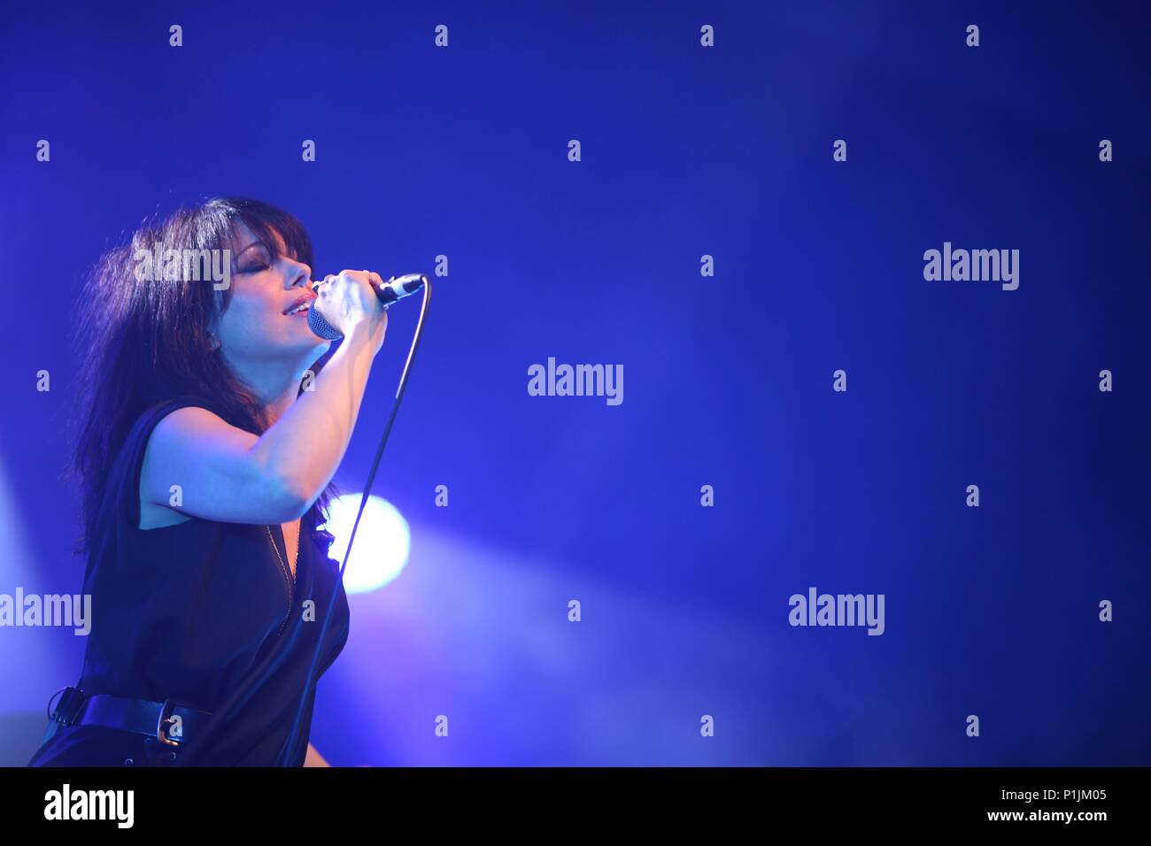 Imelda may irish singer hi-res stock photography and images - Alamy