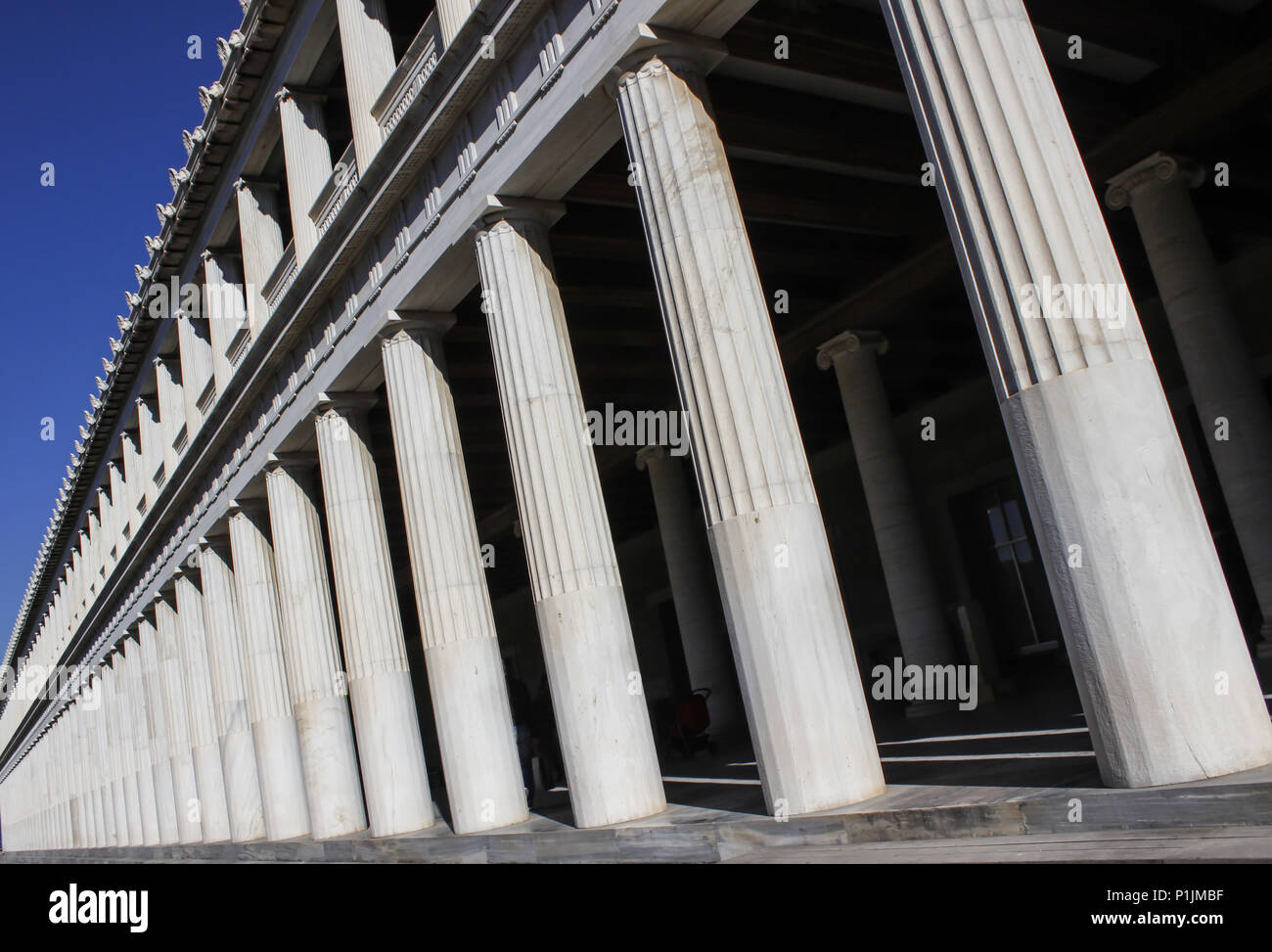 Neoclassical architecture doric column city hi-res stock photography ...