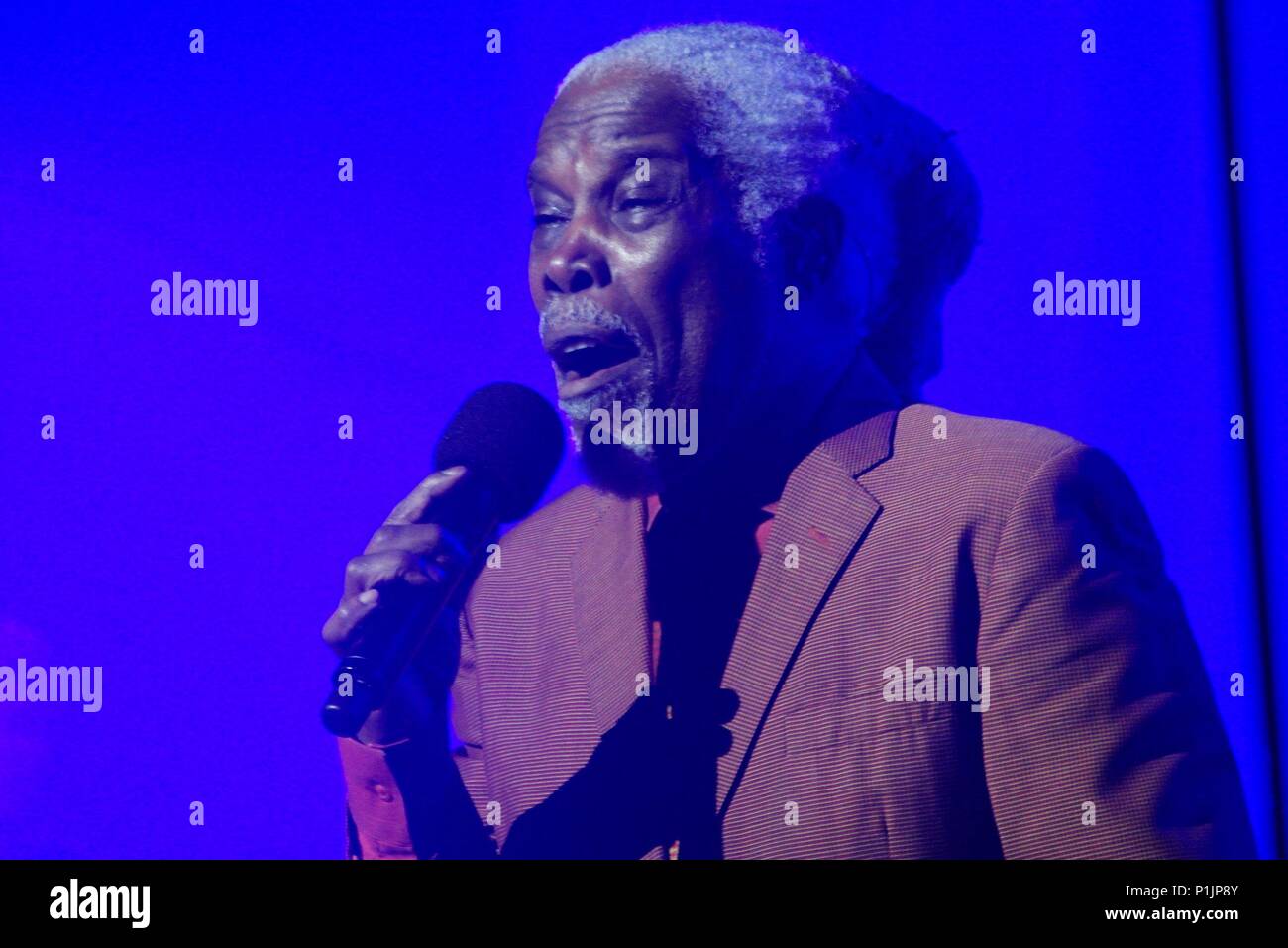 Soul singer billy ocean hi-res stock photography and images - Alamy