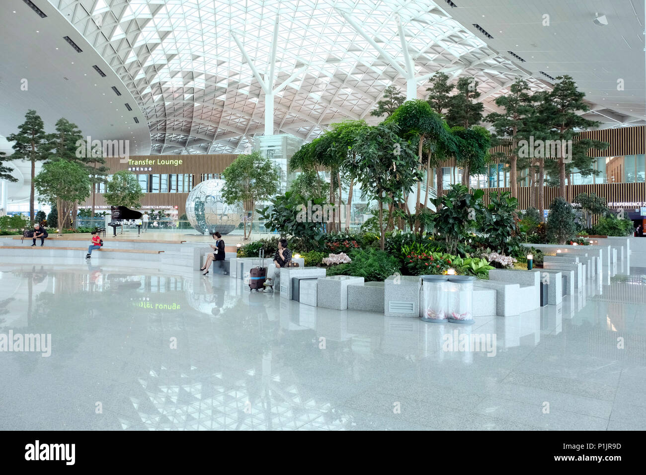 Interior of terminal 2 of Incheon International Airport sometimes ...