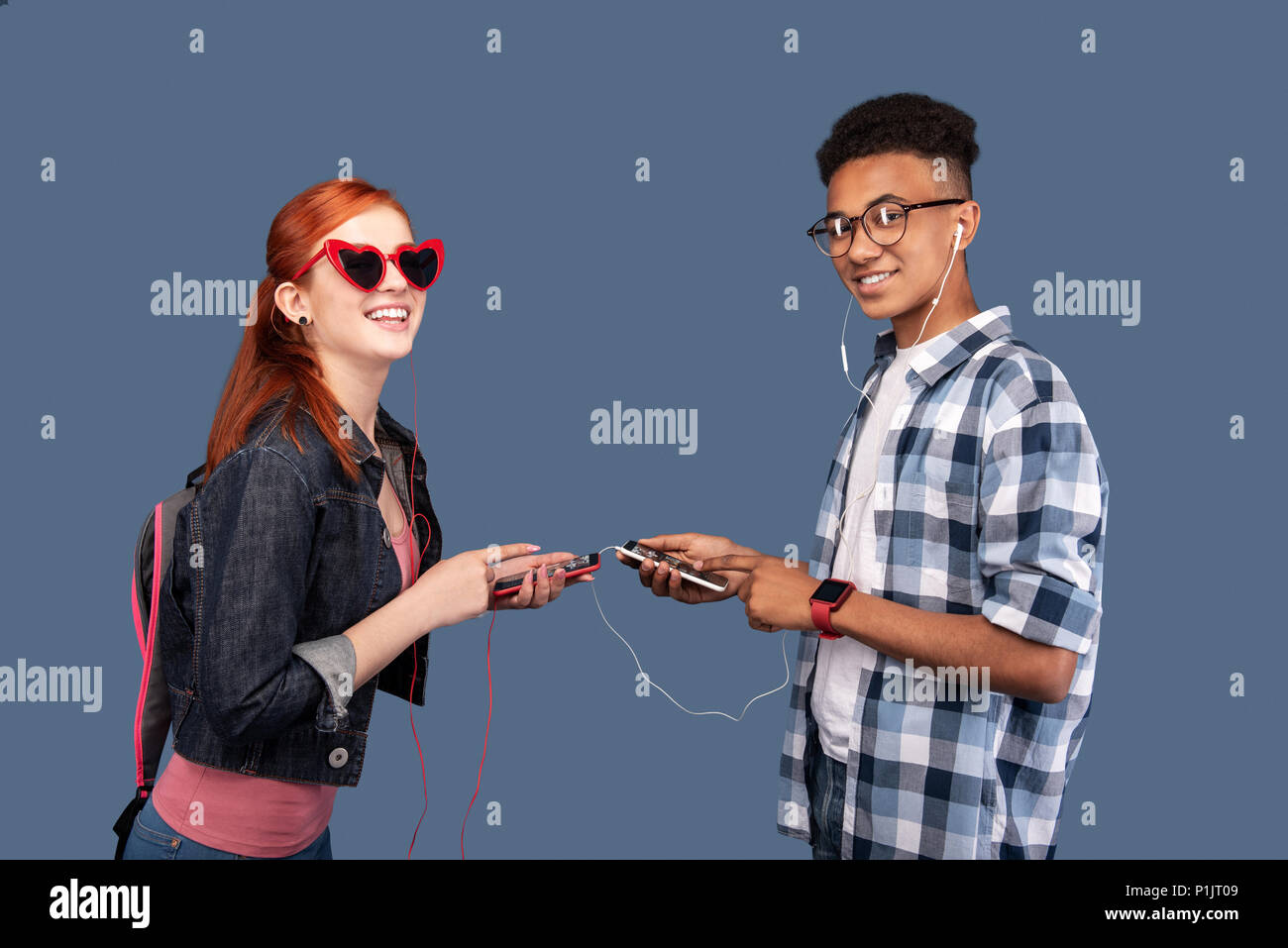 Good looking people hi-res stock photography and images - Alamy