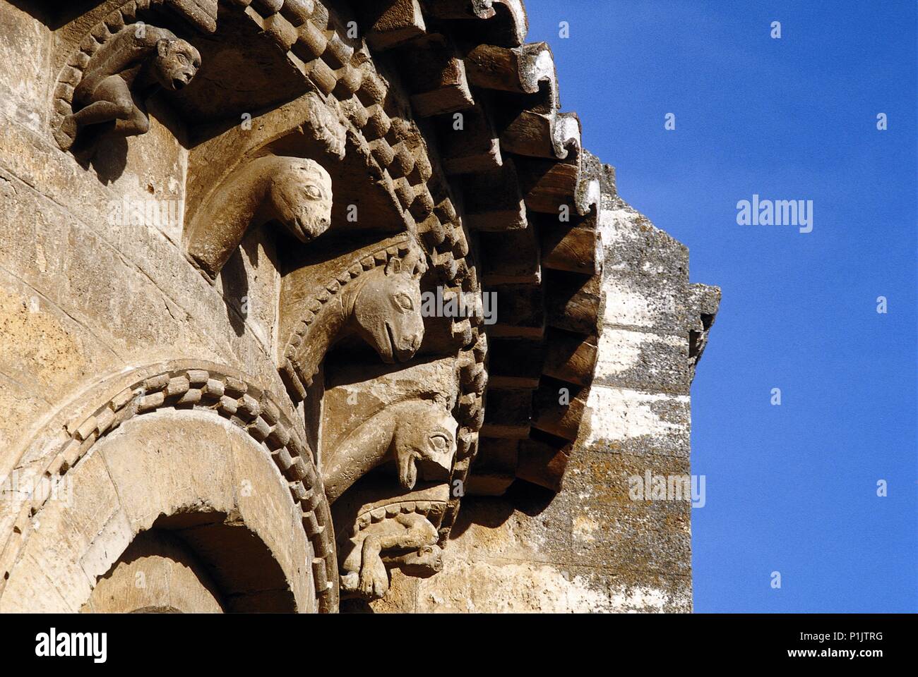 Frómista, San Martín church; apse detail (romanesque); (Sant James ...