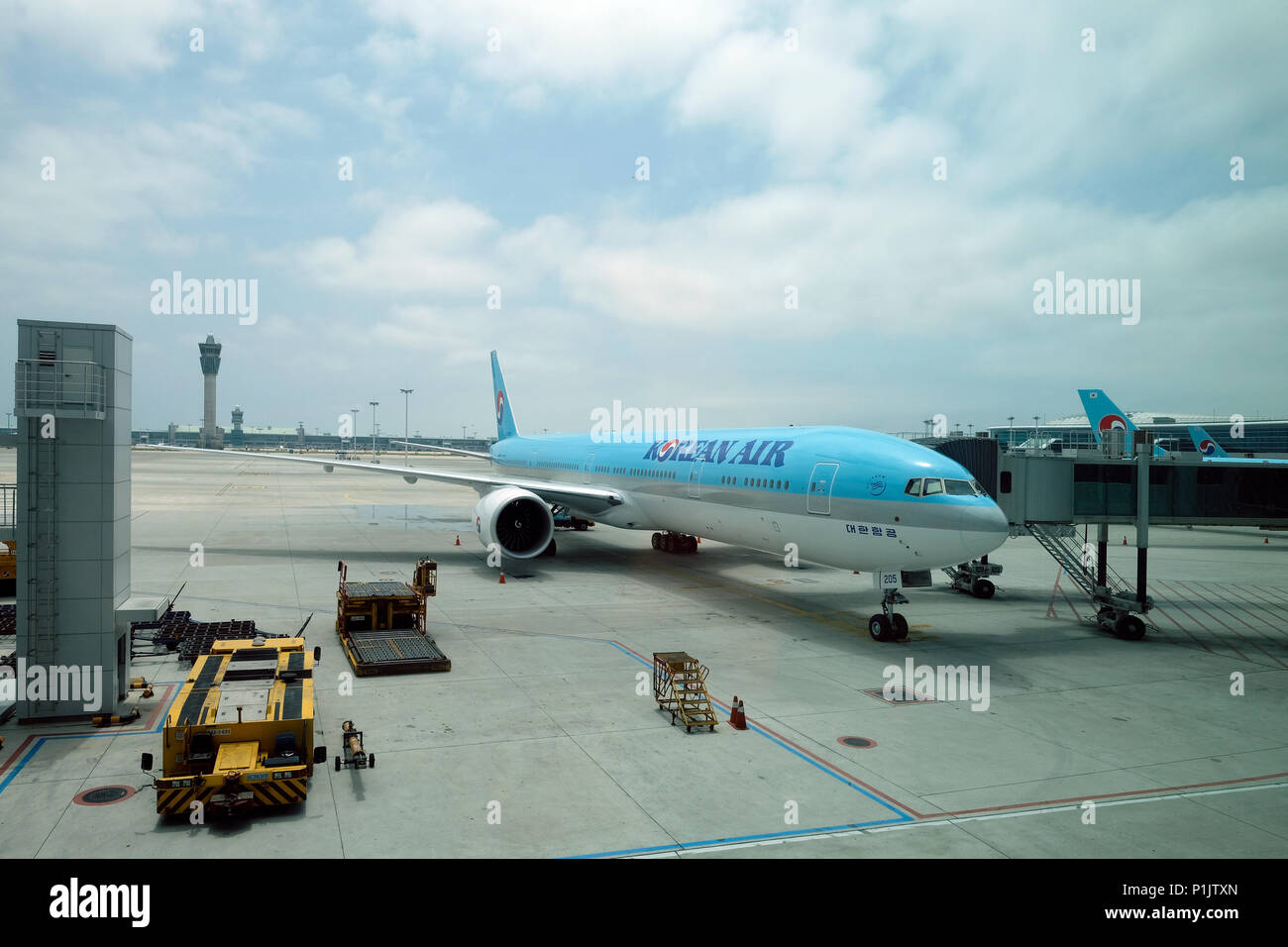 Airplane Jet Bridge Interior High Resolution Stock Photography and ...
