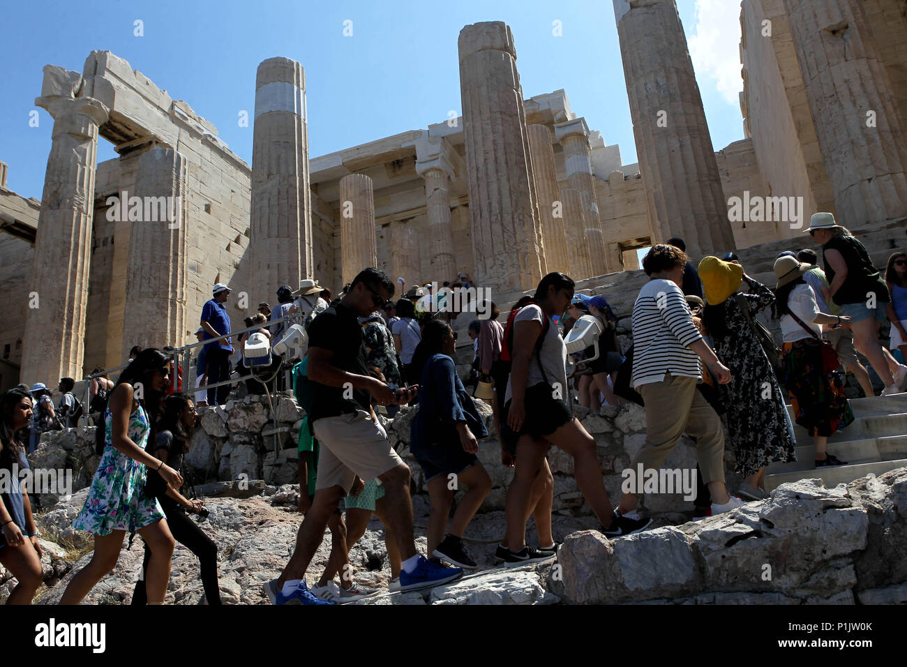 International tourists parthenon hi-res stock photography and images ...