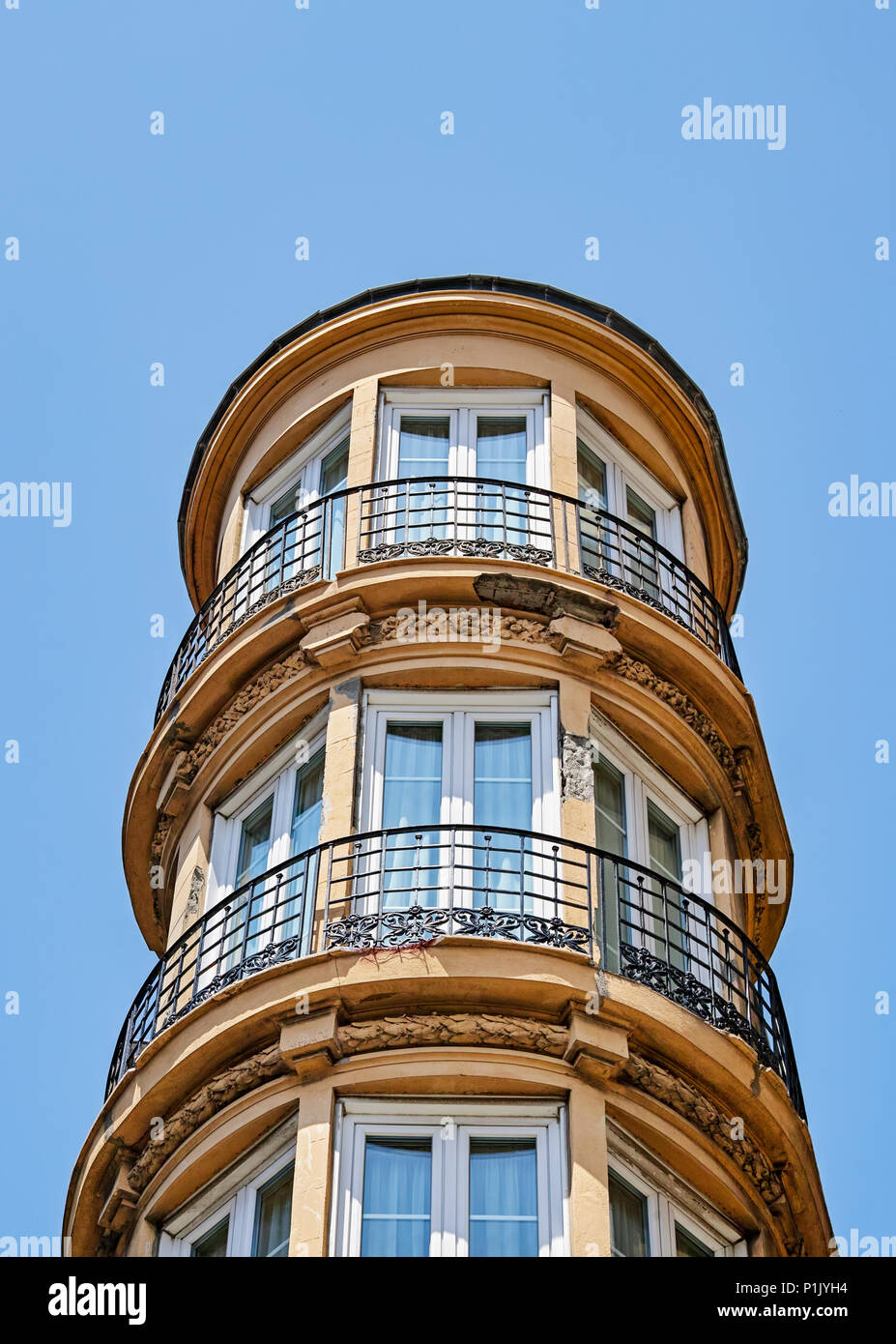 Wohnung paris hi-res stock photography and images - Alamy