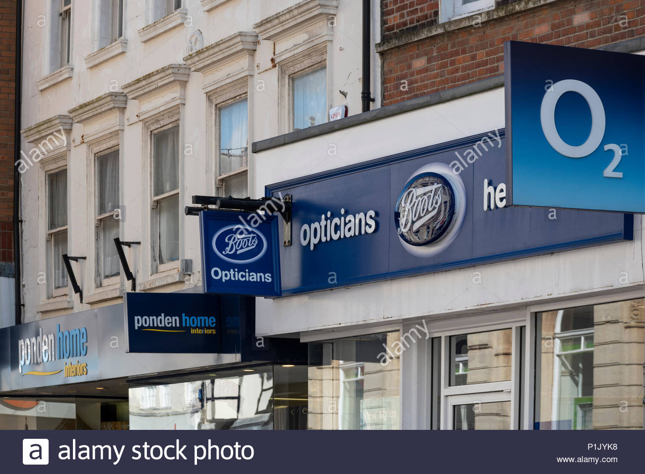 Shop Signs Logos High Resolution Stock Photography and Images - Alamy
