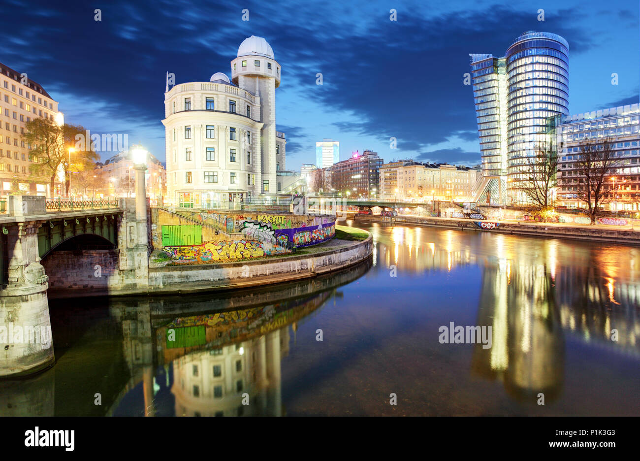 Vienna Skyline At Night Stock Photos & Vienna Skyline At Night Stock ...