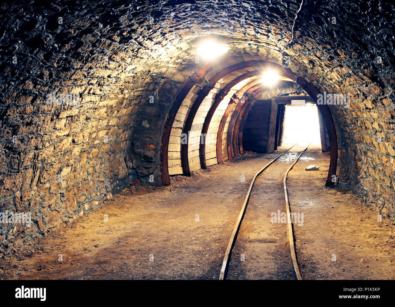 Underground Gold Mine Stock Photos & Underground Gold Mine Stock Images ...
