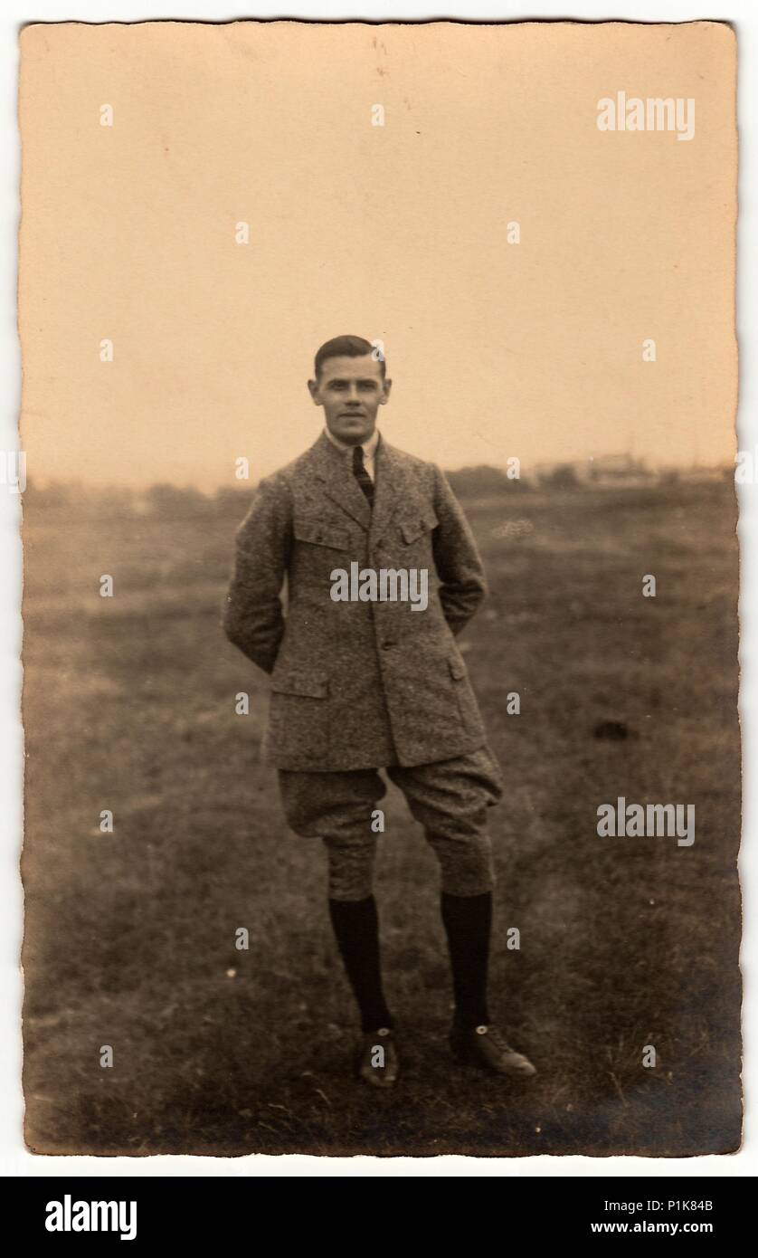 1920s Man Walking High Resolution Stock Photography and Images - Alamy