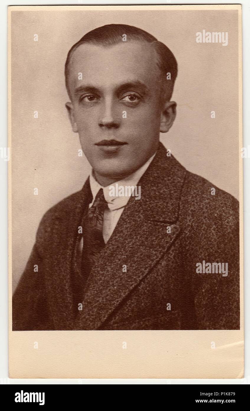 1900 Man Fashion High Resolution Stock Photography and Images - Alamy