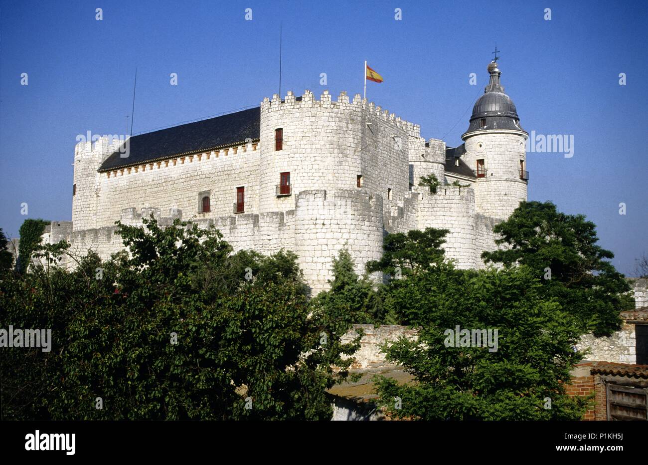 Corona de tierra hi-res stock photography and images - Alamy