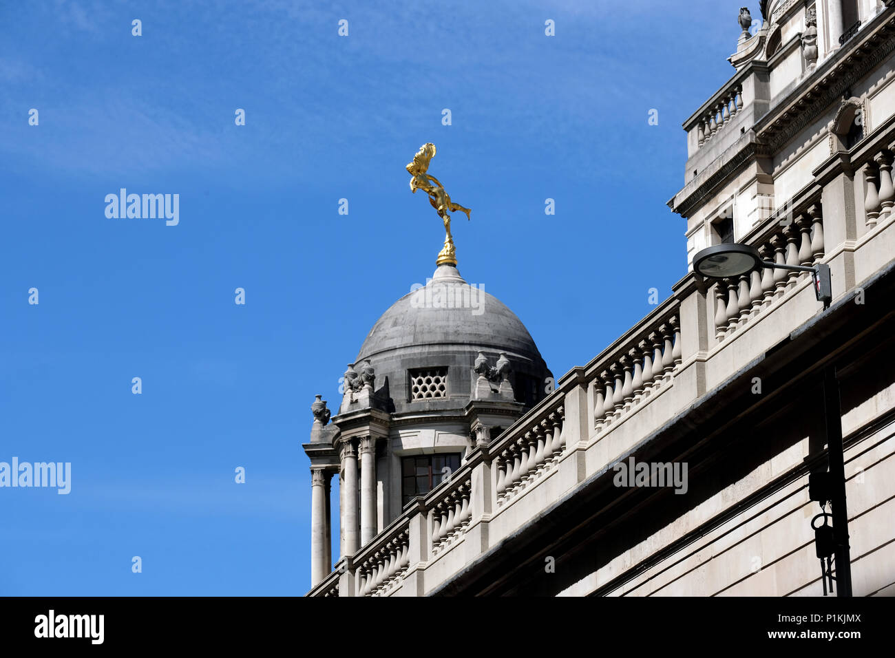 Old lady of threadneedle street hi-res stock photography and images - Alamy