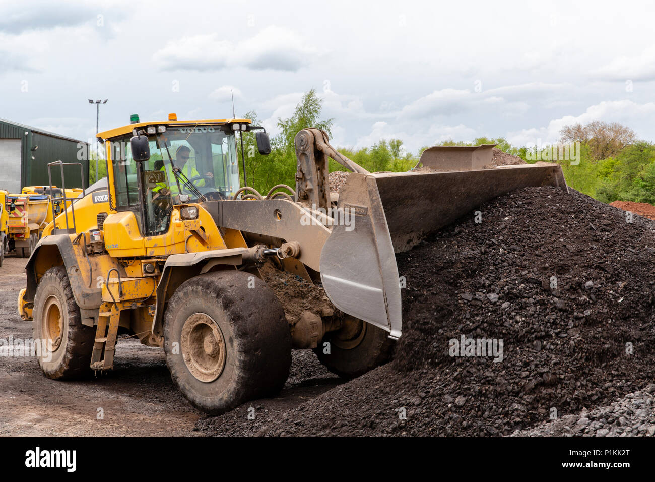 Wheel loader hi-res stock photography and images - Alamy