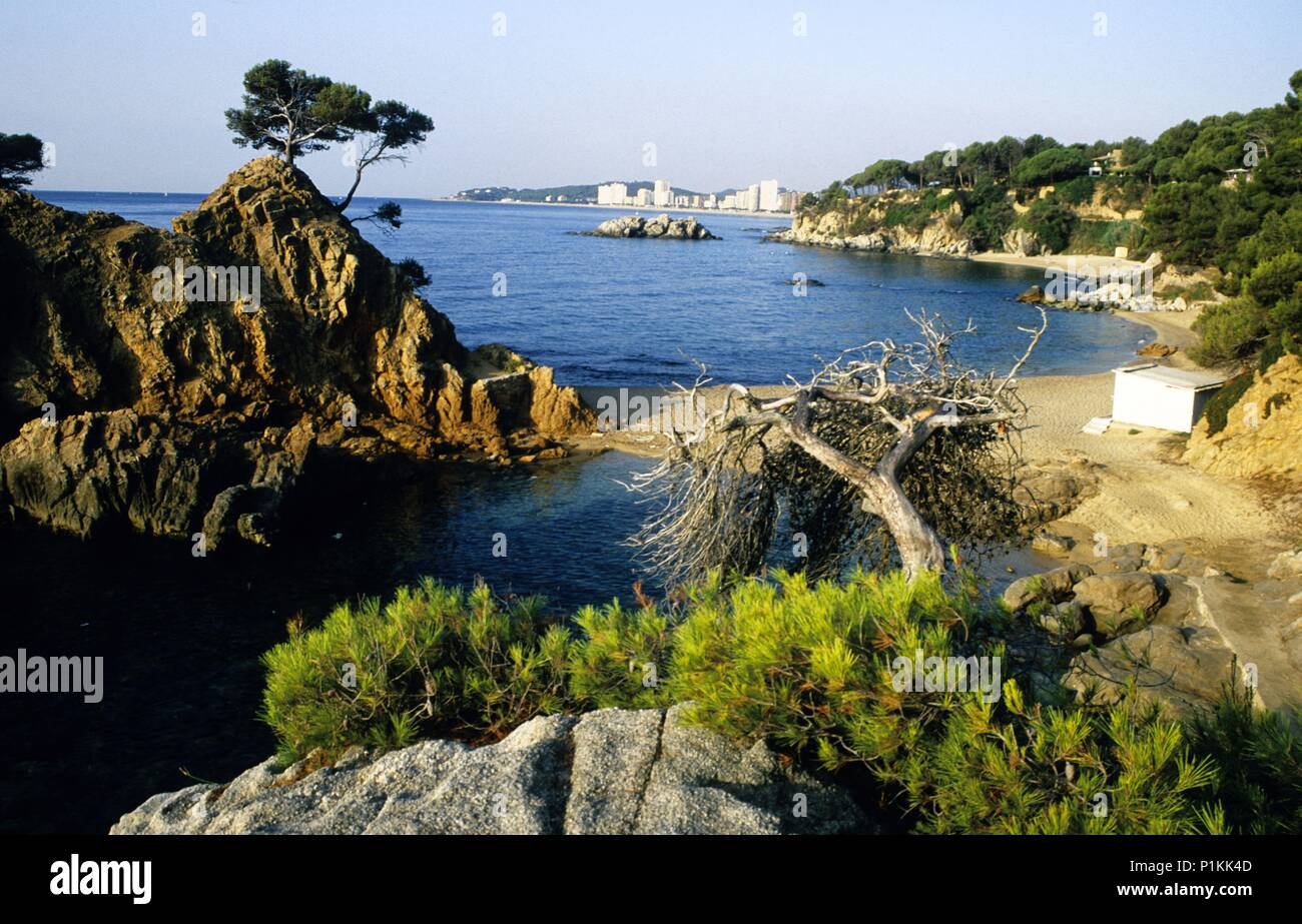 Cove cap roig hi-res stock photography and images - Alamy