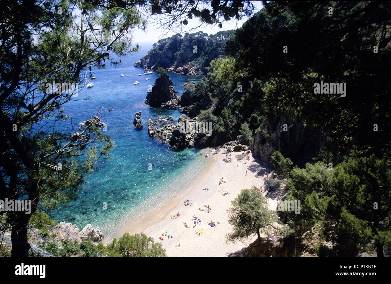 Playa calella de palafrugell hi-res stock photography and images - Alamy