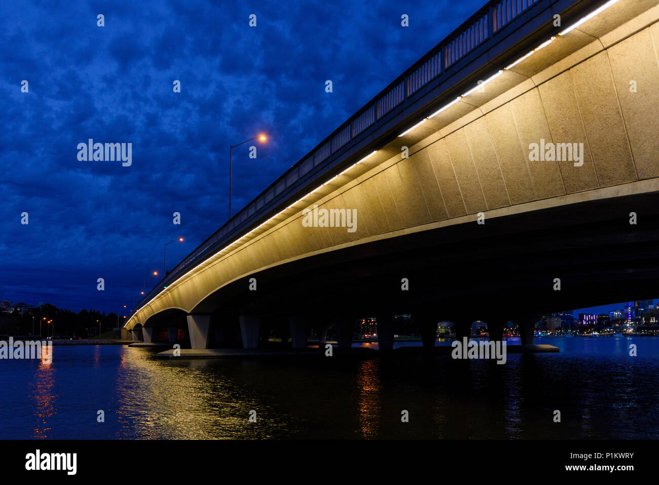 Narrows bridge perth hi-res stock photography and images - Alamy