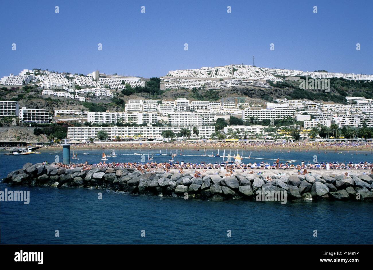 Puerto Rico beach and town (south Great Canary Island Stock Photo - Alamy
