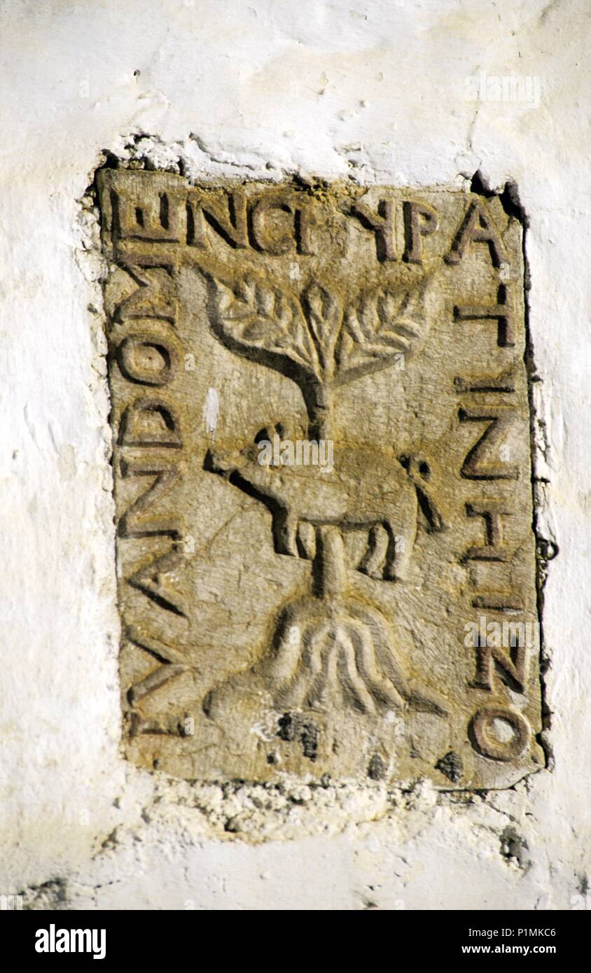 Aribe, house / family heraldry; Valle de Aezkoa valley (Pyrenees Stock ...