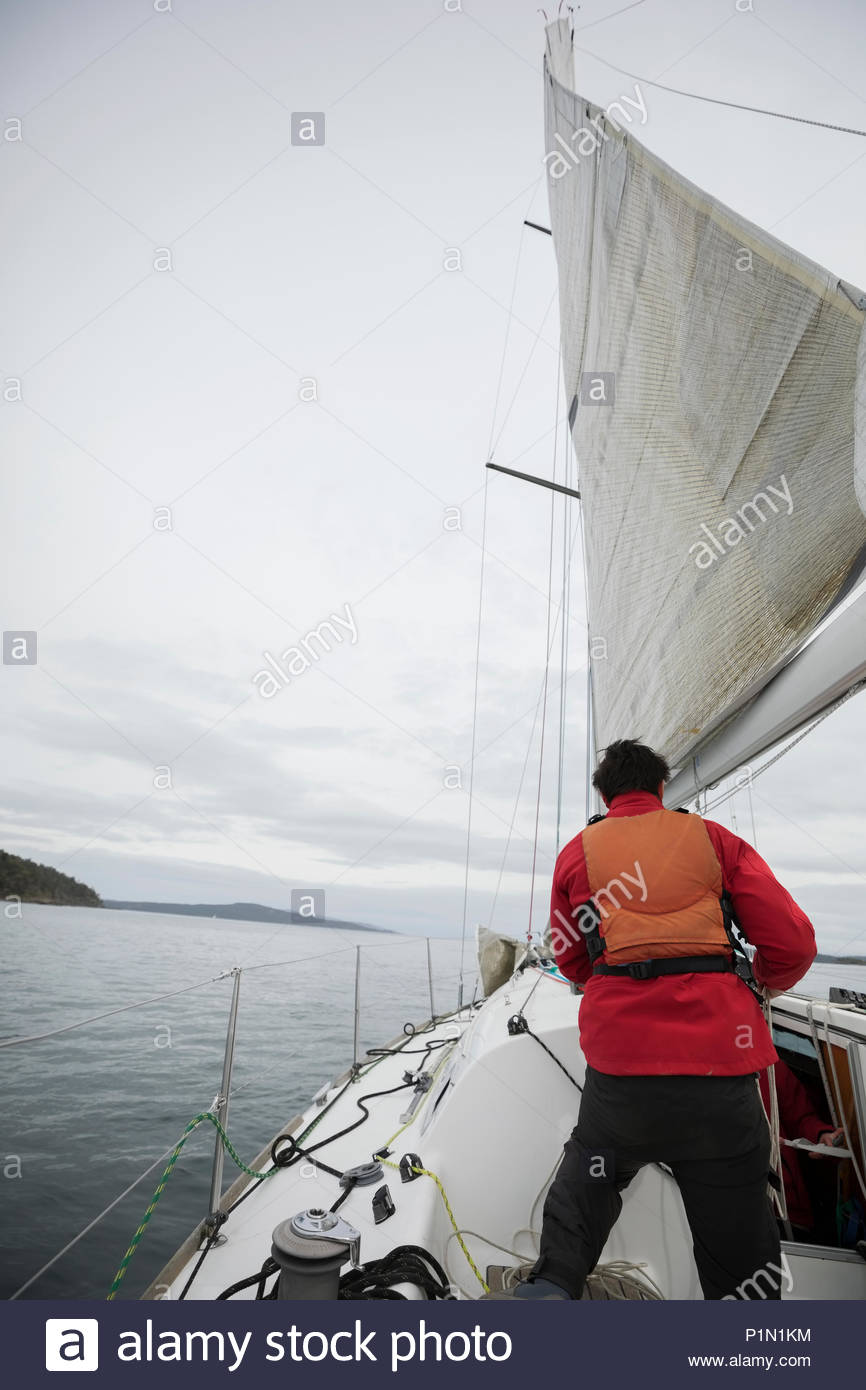 Rear view sailing yacht on hi-res stock photography and images - Alamy