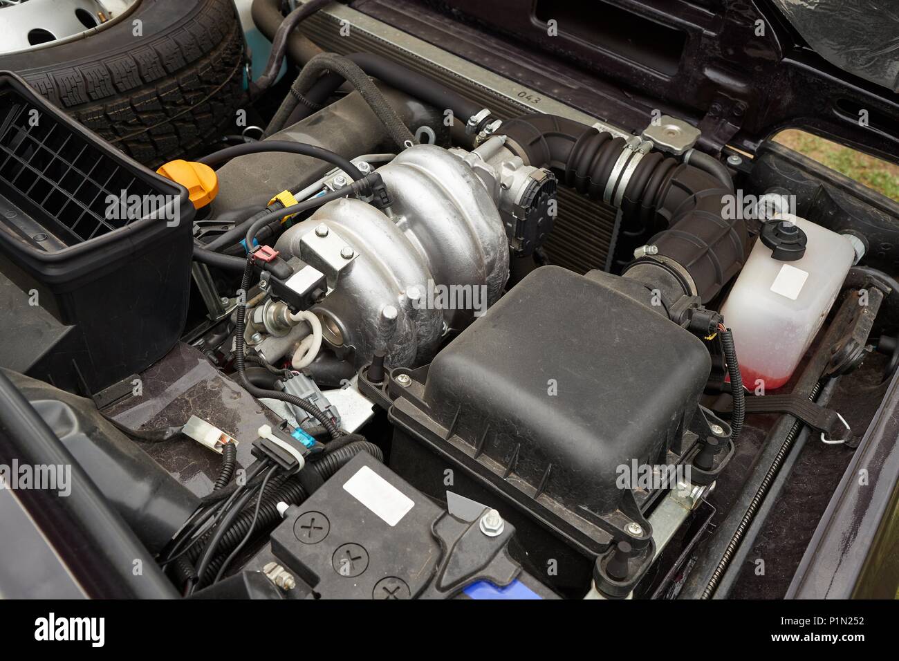 Old broken down russian car hi-res stock photography and images - Alamy