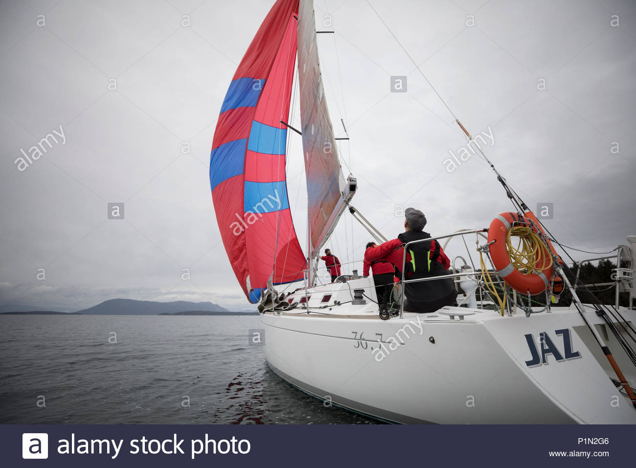 Rear view sailing yacht on hi-res stock photography and images - Alamy